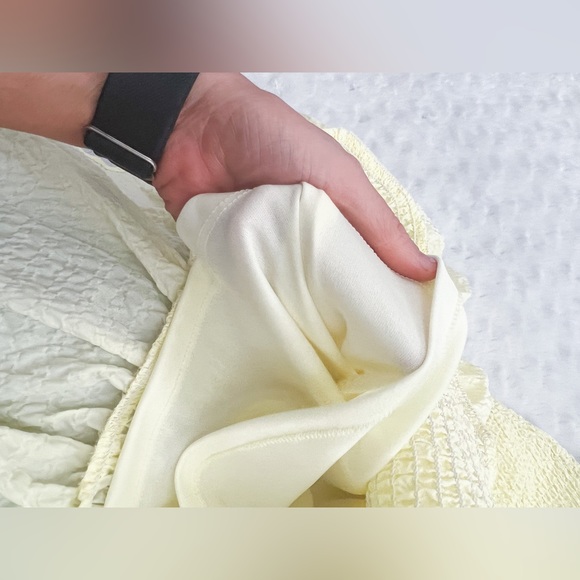 Zara | Dresses | Zara Mini Dress Soft Yellow Crinkle Ruched Puff Sleeve ...